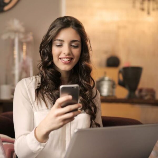 EyeQue PDCheck AR - Innovative Vision Solutions